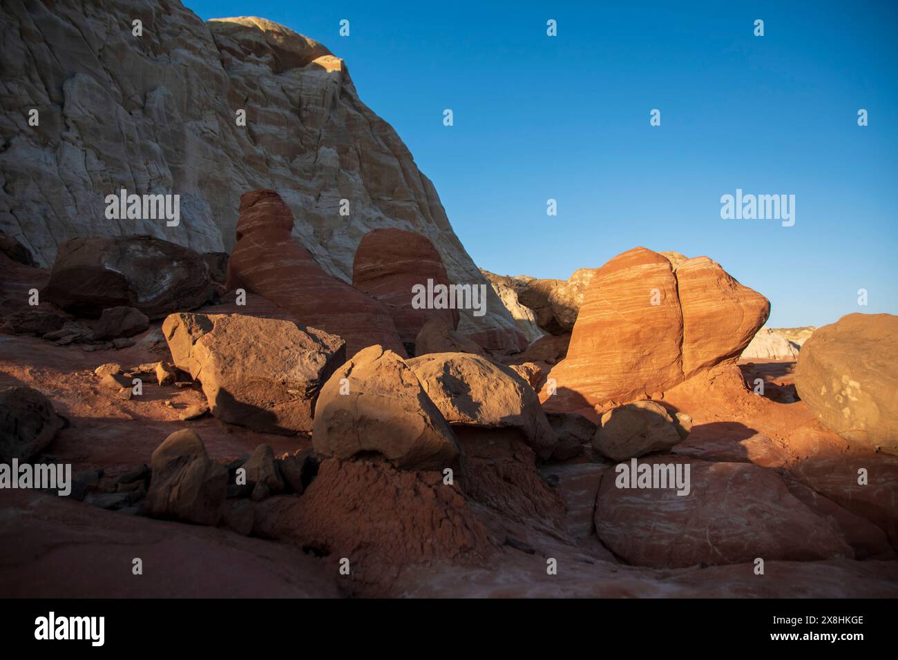 The Paria Toadstools are a fascinating collection of sandstone hoodoos ...