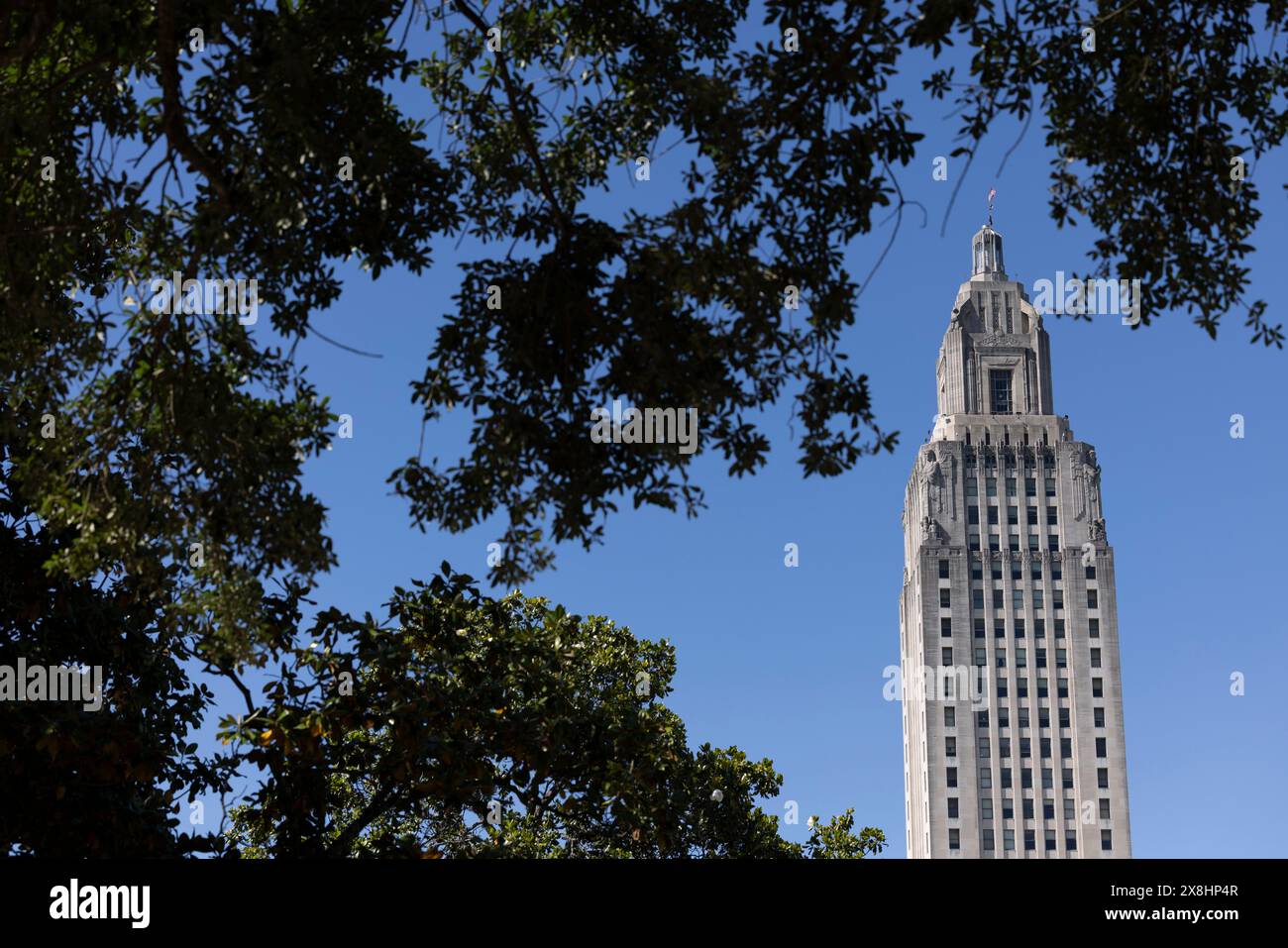 Baton Rouge, Louisiana, USA - April 21, 2024: Afternoon sun silhouettes ...