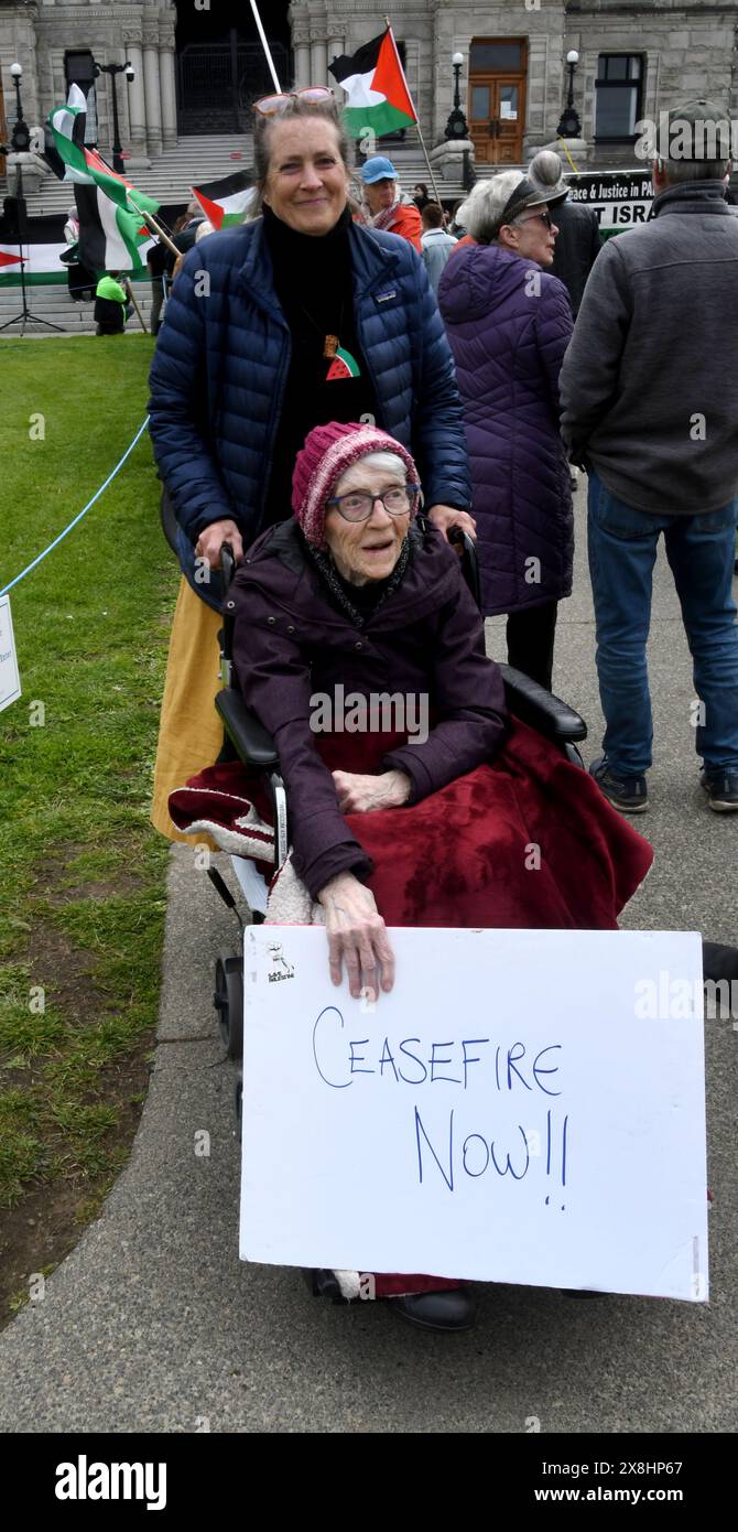 Victoria, British Columbia, USA. 25th May, 2024. JANET GRAY pushes her ...