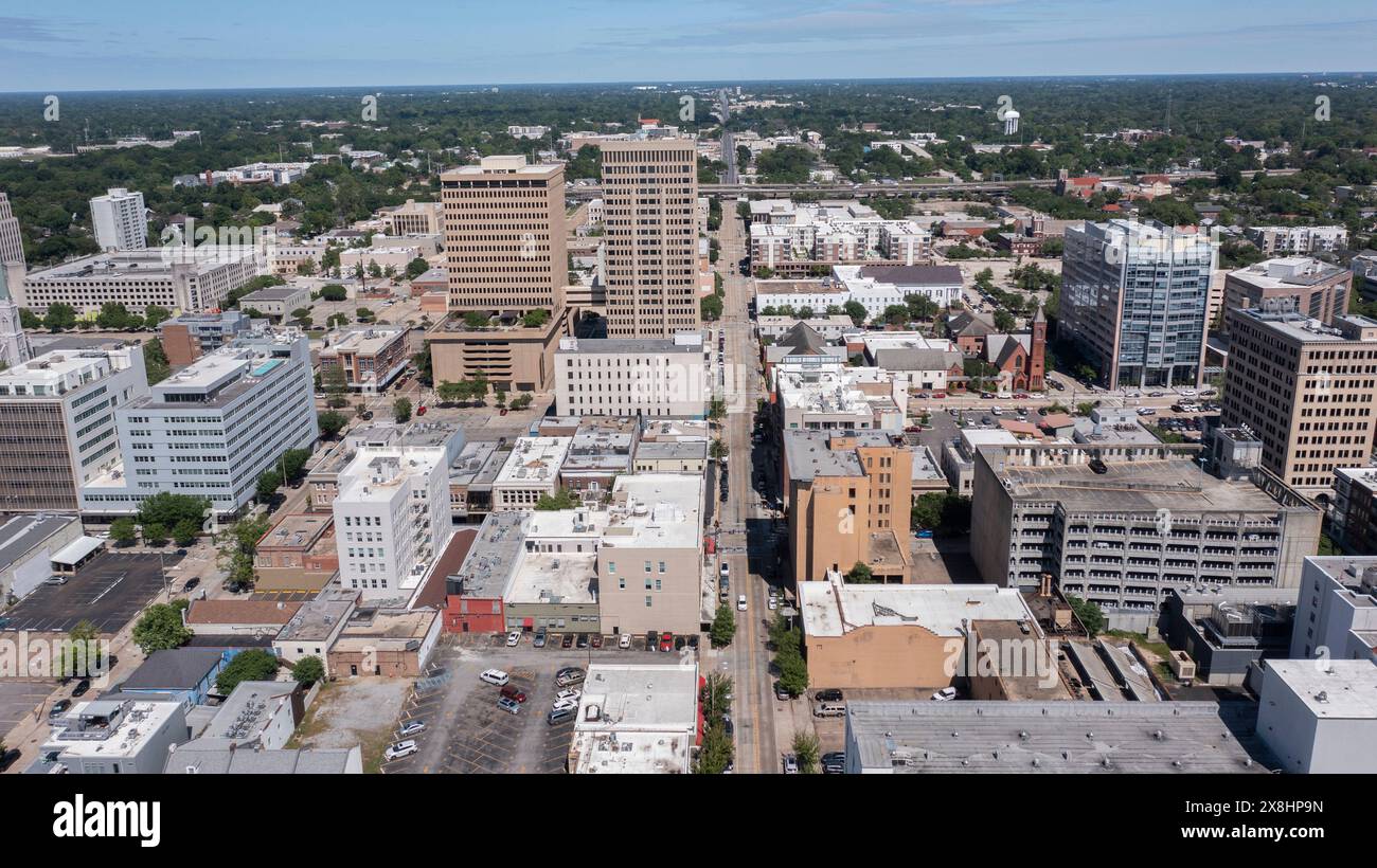 Baton Rouge, Louisiana, USA - April 21, 2024: Afternoon sun shines on ...