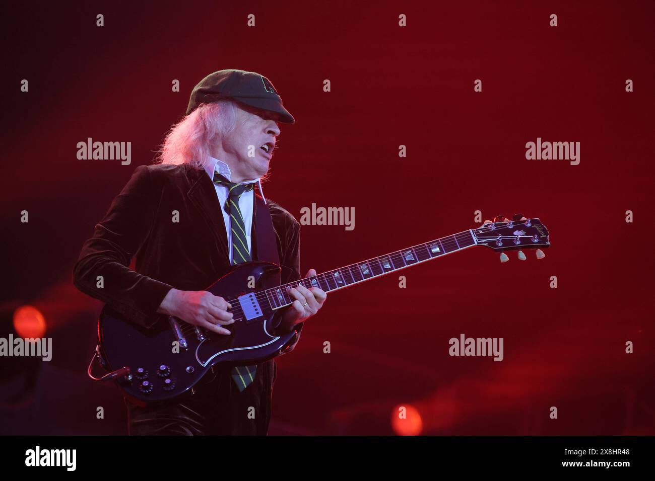 Ac dc group photo hi-res stock photography and images - Alamy