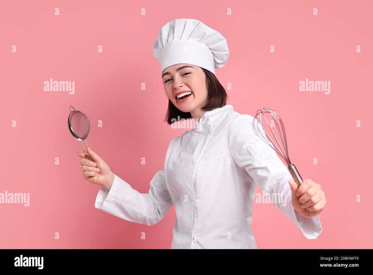 Pink sieve hi-res stock photography and images - Alamy