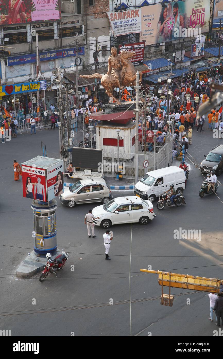 Equestrian statue of Netaji Subhas Chandra Bose. Shyambazar five point ...