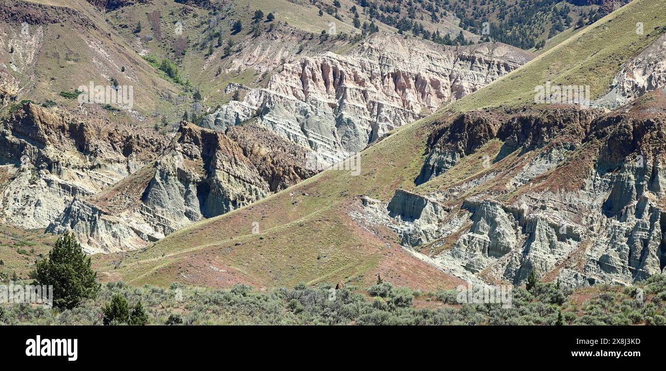 Sheep Rock, located in the John Day Fossil Beds National Monument in ...