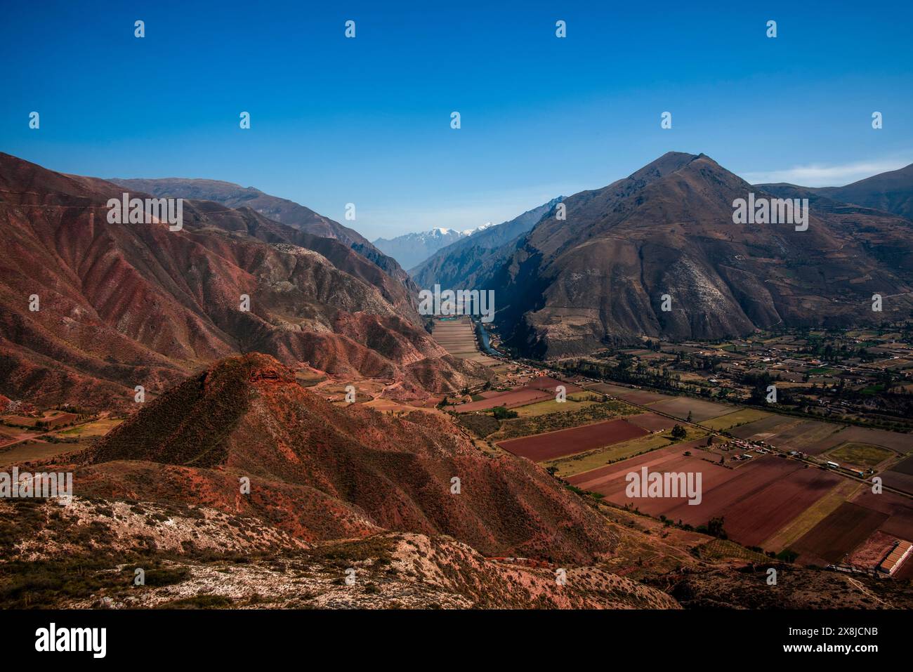 beautiful panoramas of the plains and plateaus between mountain peaks ...