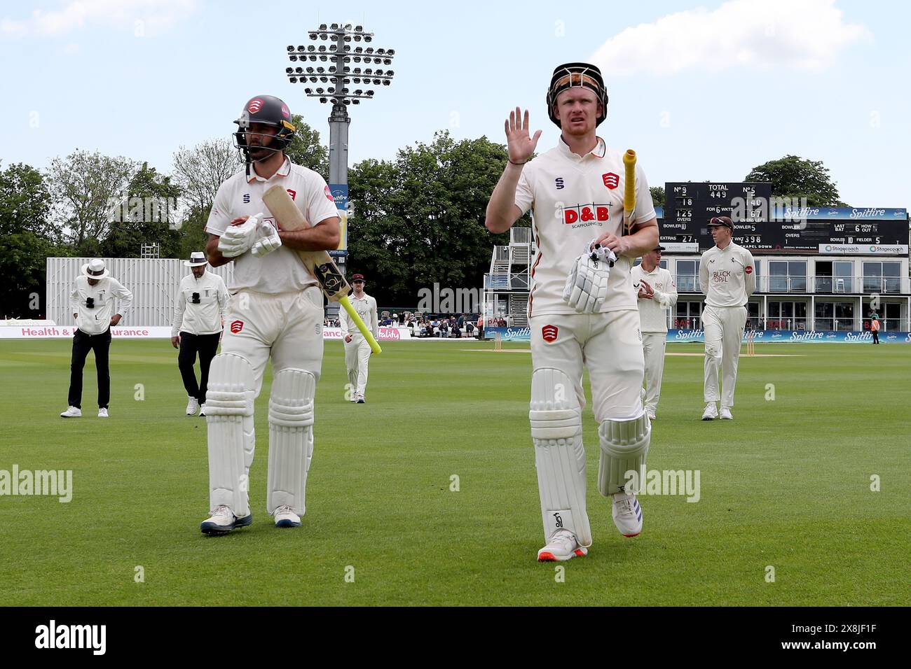 Jordan Cox of Essex leaves the field at lunch on 140 not out during ...