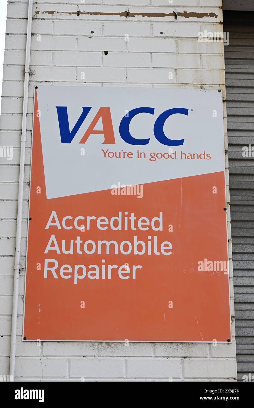 Repairer hi-res stock photography and images - Alamy