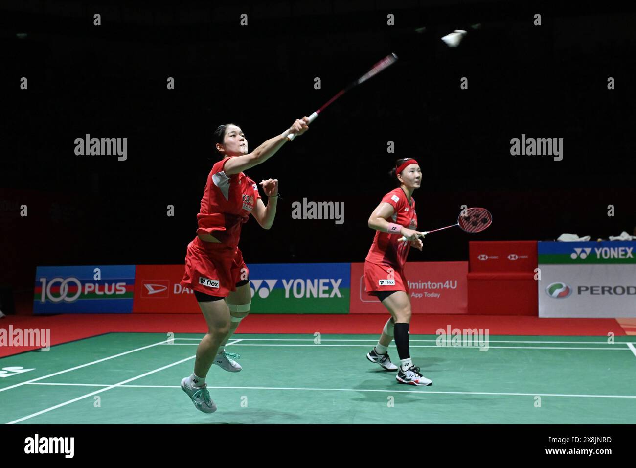 Kuala Lumpur, Malaysia. 26th May, 2024. Lee Yu Lim (L)/Shin Seung Chan ...