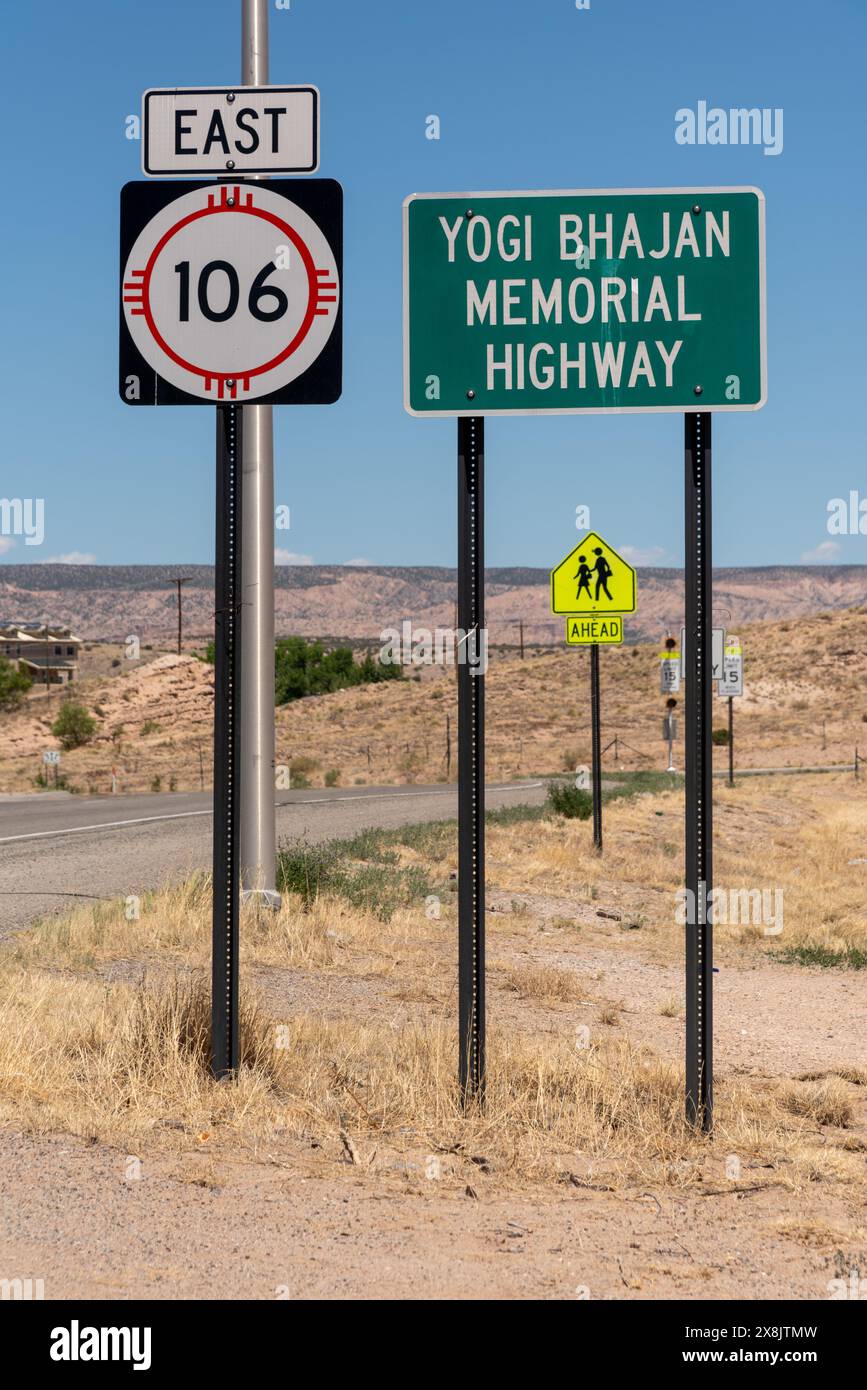 Roadside memorial sign dedicated to controversial yoga teacher Yogi ...