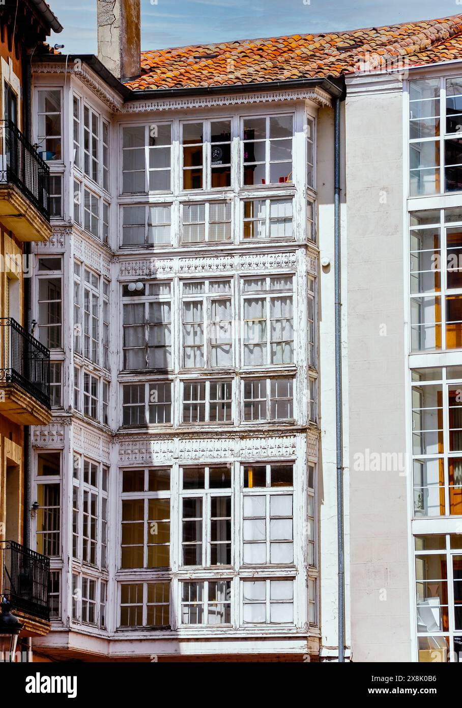 Windows dwelling hi-res stock photography and images - Alamy