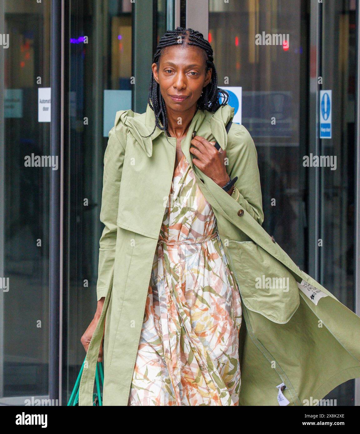 Sharon white hi-res stock photography and images - Alamy