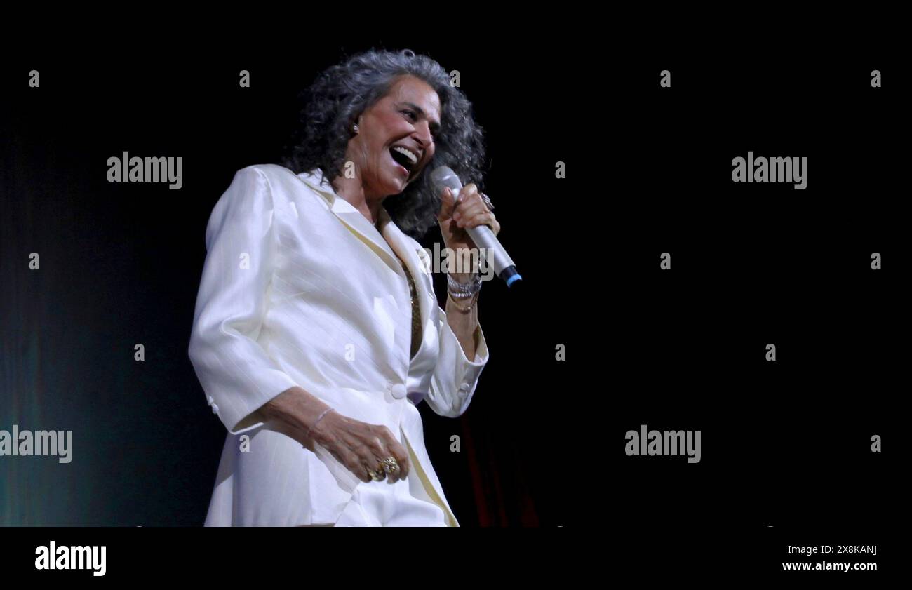 Vera hall singer hi-res stock photography and images - Alamy