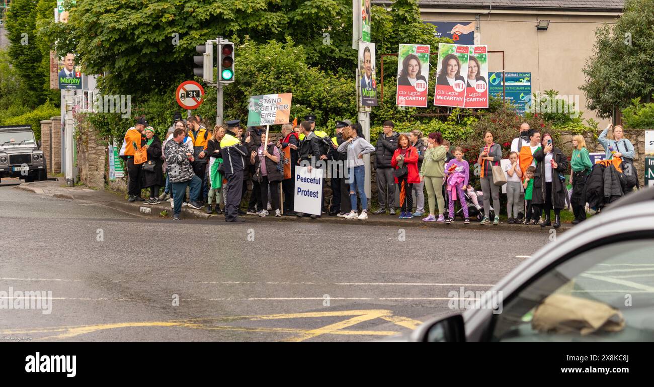 Far right protest ireland hi-res stock photography and images - Alamy