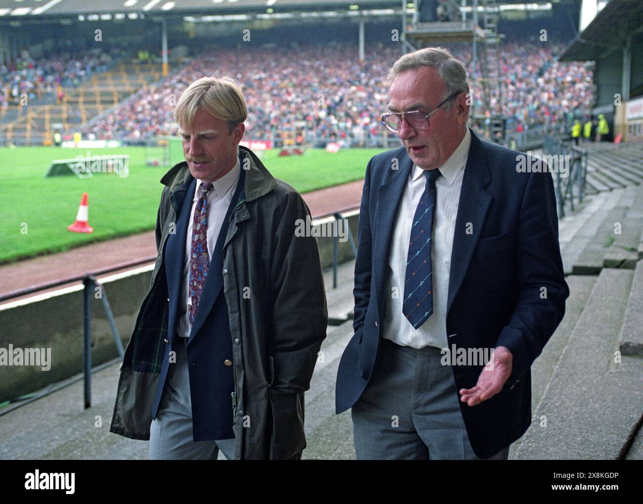Wolverhampton Wanderers v Blackburn Rovers at Molineux 27/10/90 Wolves ...