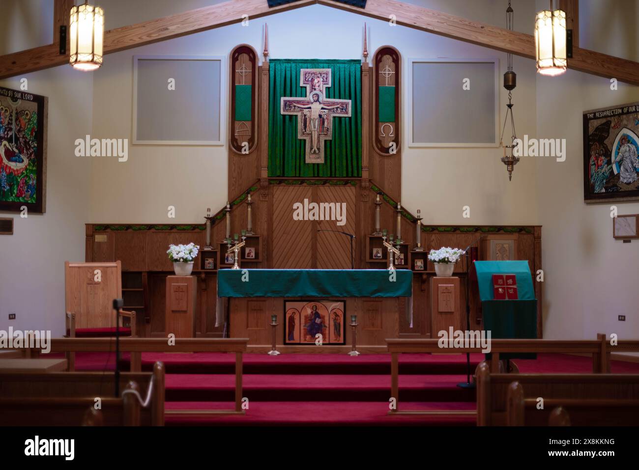 Church Sanctuary with Green altar cloth Stock Photo - Alamy