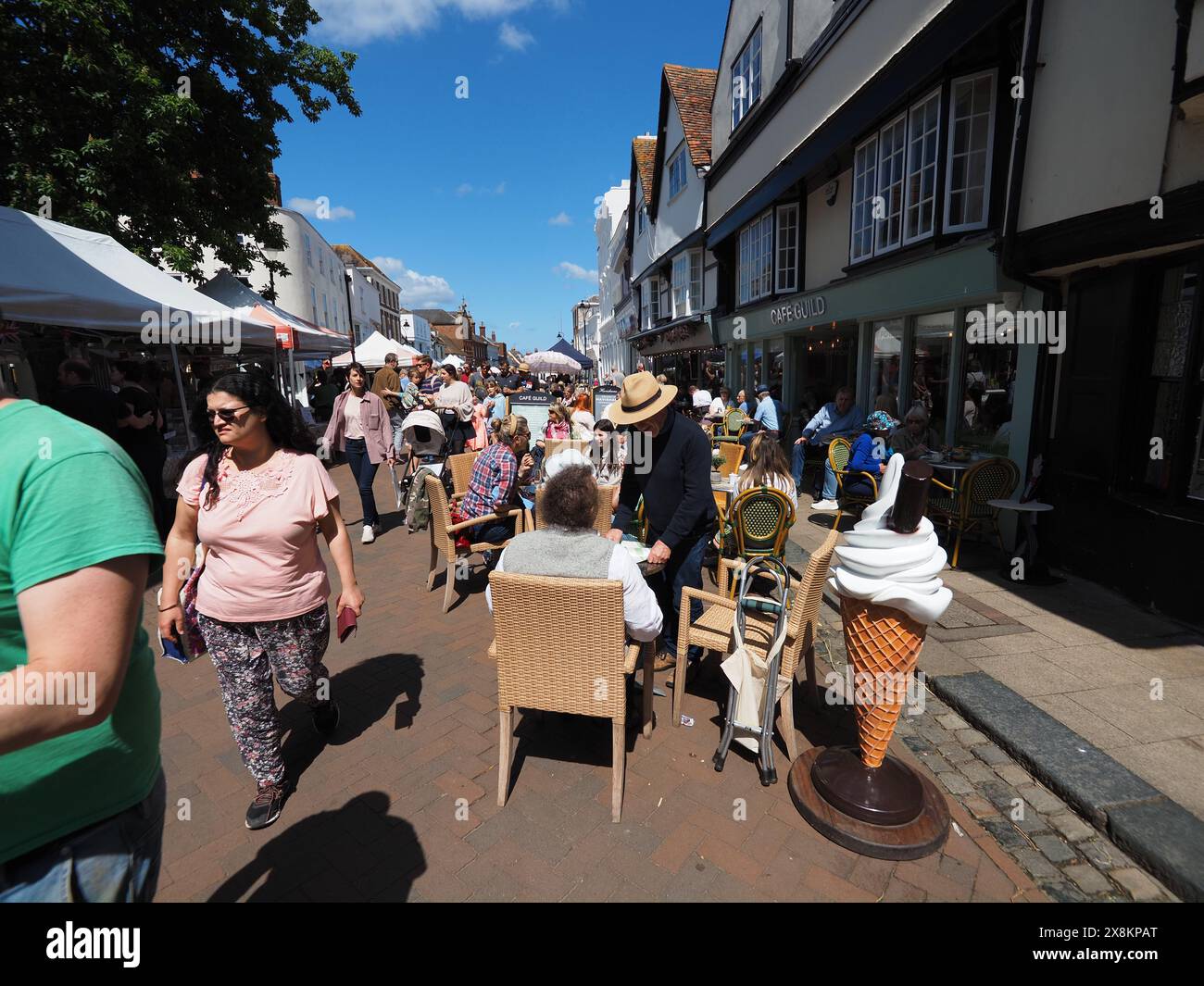 Live over 50 years hi-res stock photography and images - Alamy