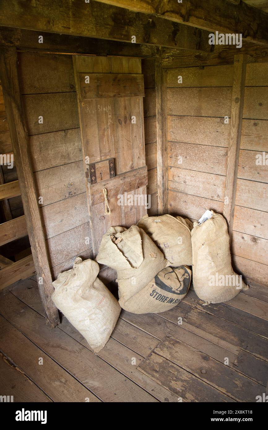 Water powered corn mill hi-res stock photography and images - Alamy