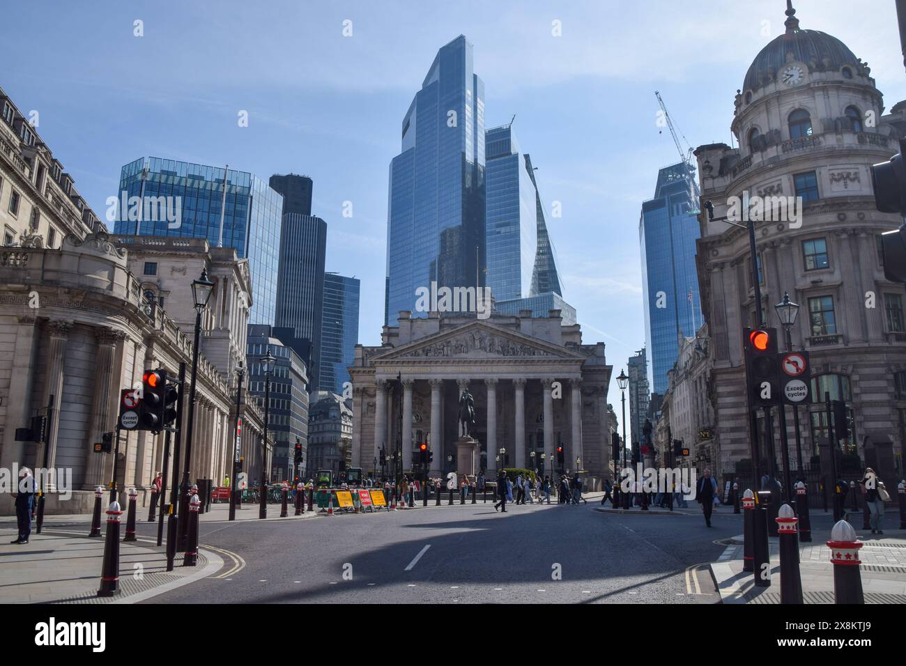 London, UK. 9th May 2024. Daytime view of the Bank of England and the ...