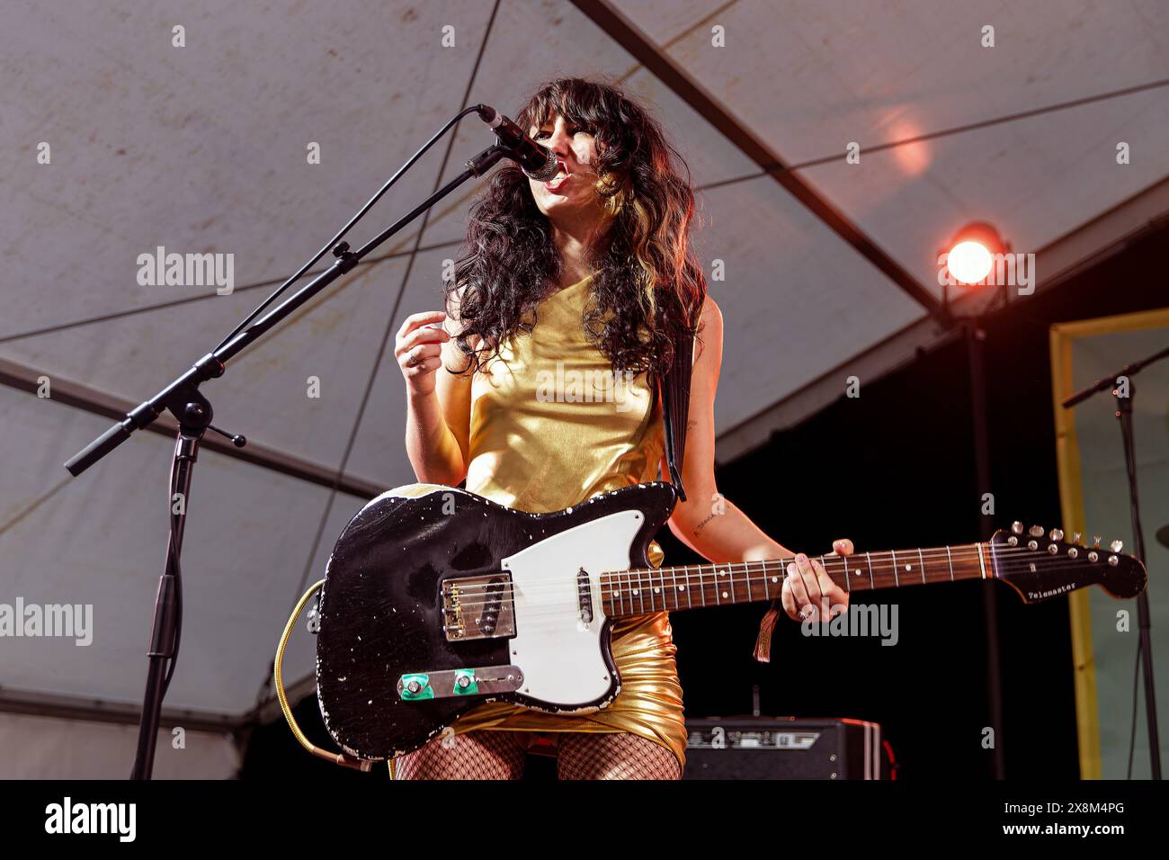 Tallulah sim savage hi-res stock photography and images - Alamy