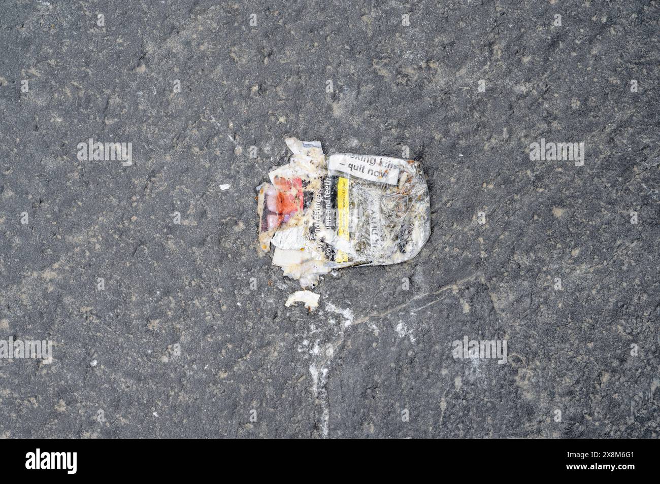 Unhealthy lifestyle smoking hi-res stock photography and images - Alamy