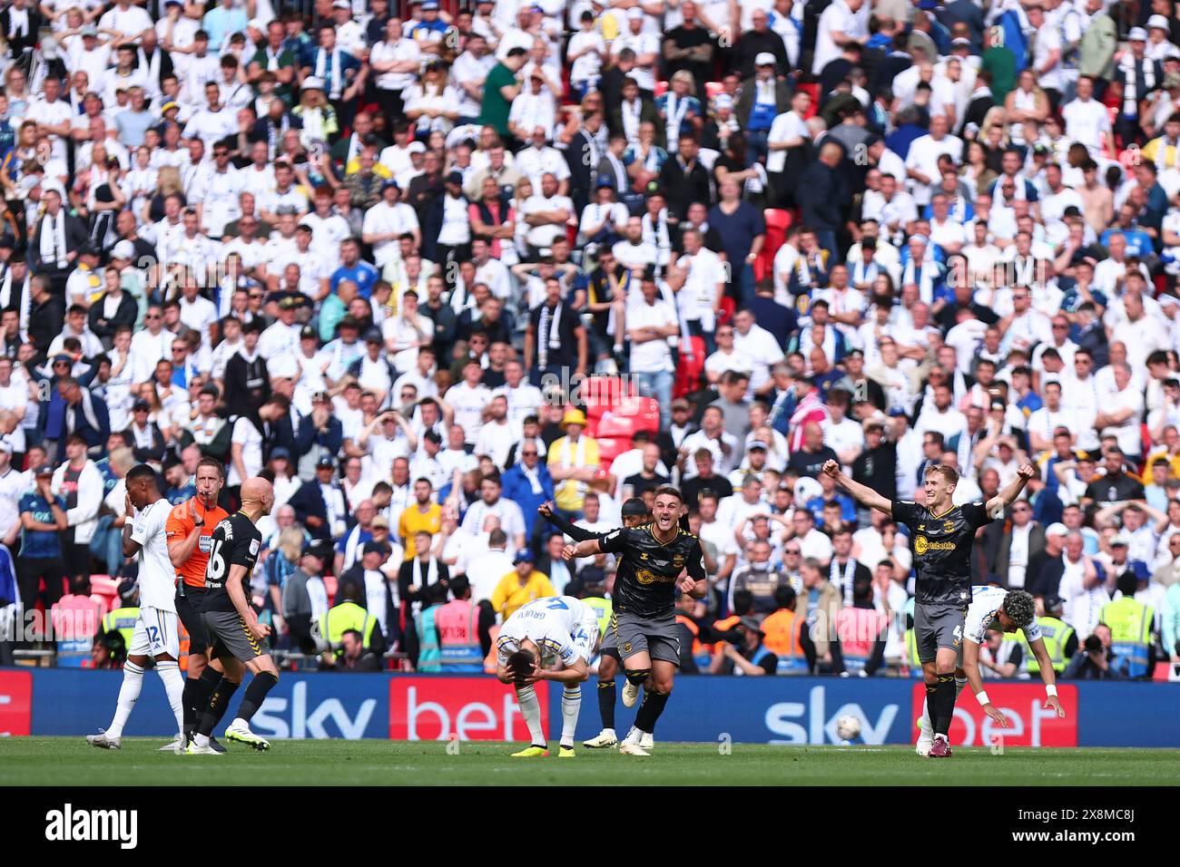 Wembley Stadium, London, UK. 26th May, 2024. EFL Championship Play Off ...