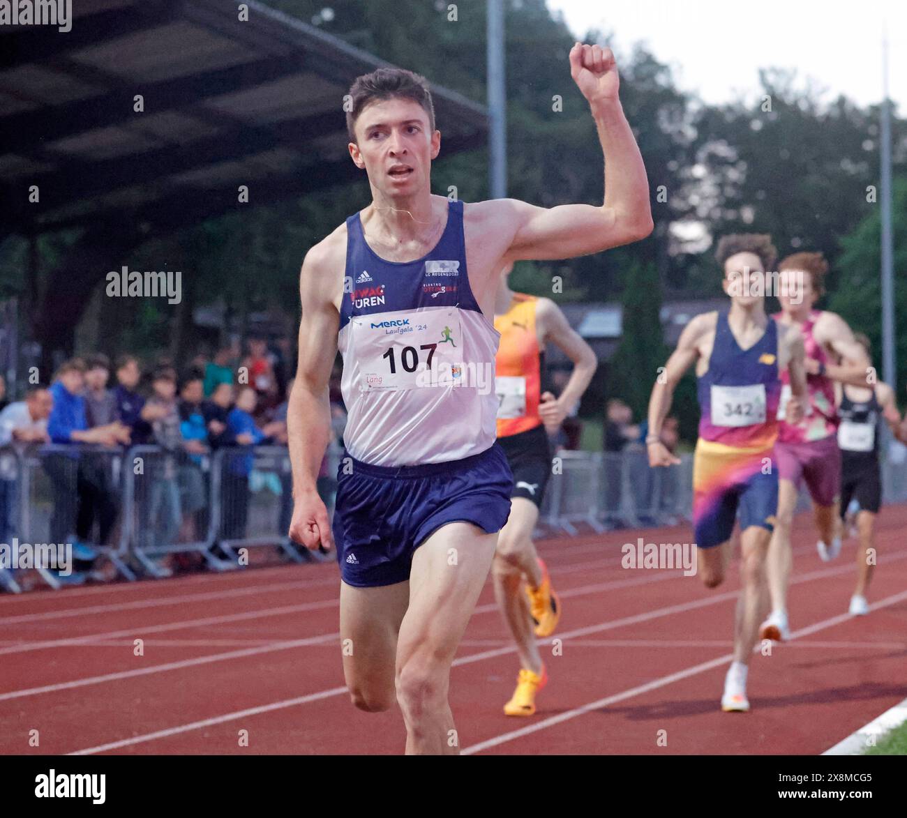 25.05.2024 Leichtathletik Merck Laufgala im TSV Stadion TSV Pfungstadt ...