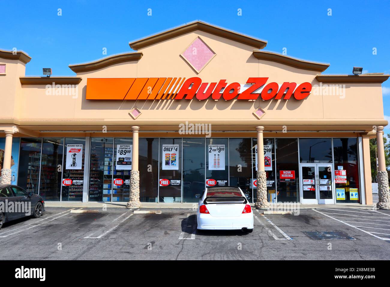 Autozone auto parts hi-res stock photography and images - Alamy