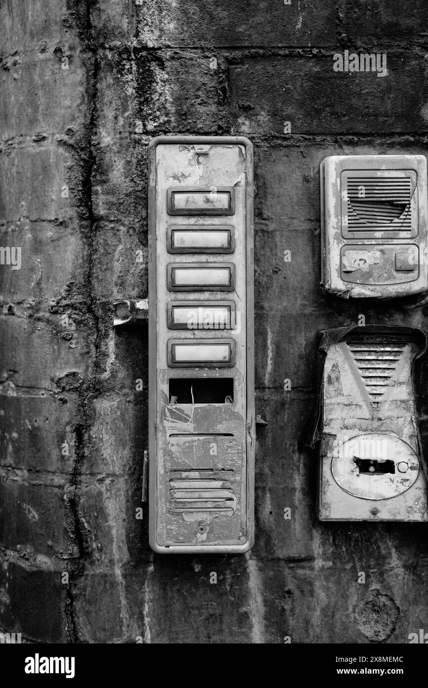 Intercom buzzer hi-res stock photography and images - Alamy