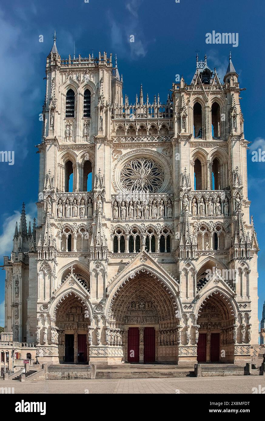 Chiesa notre dame hi-res stock photography and images - Alamy