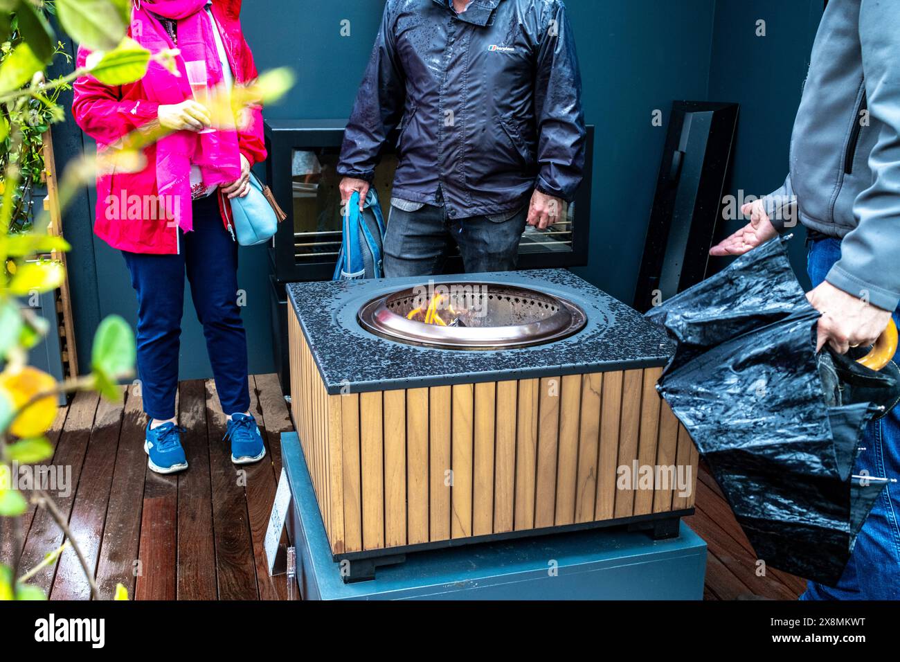 Outdoor fire pit demonstration at the 2024 RHS Chelsea flower and ...
