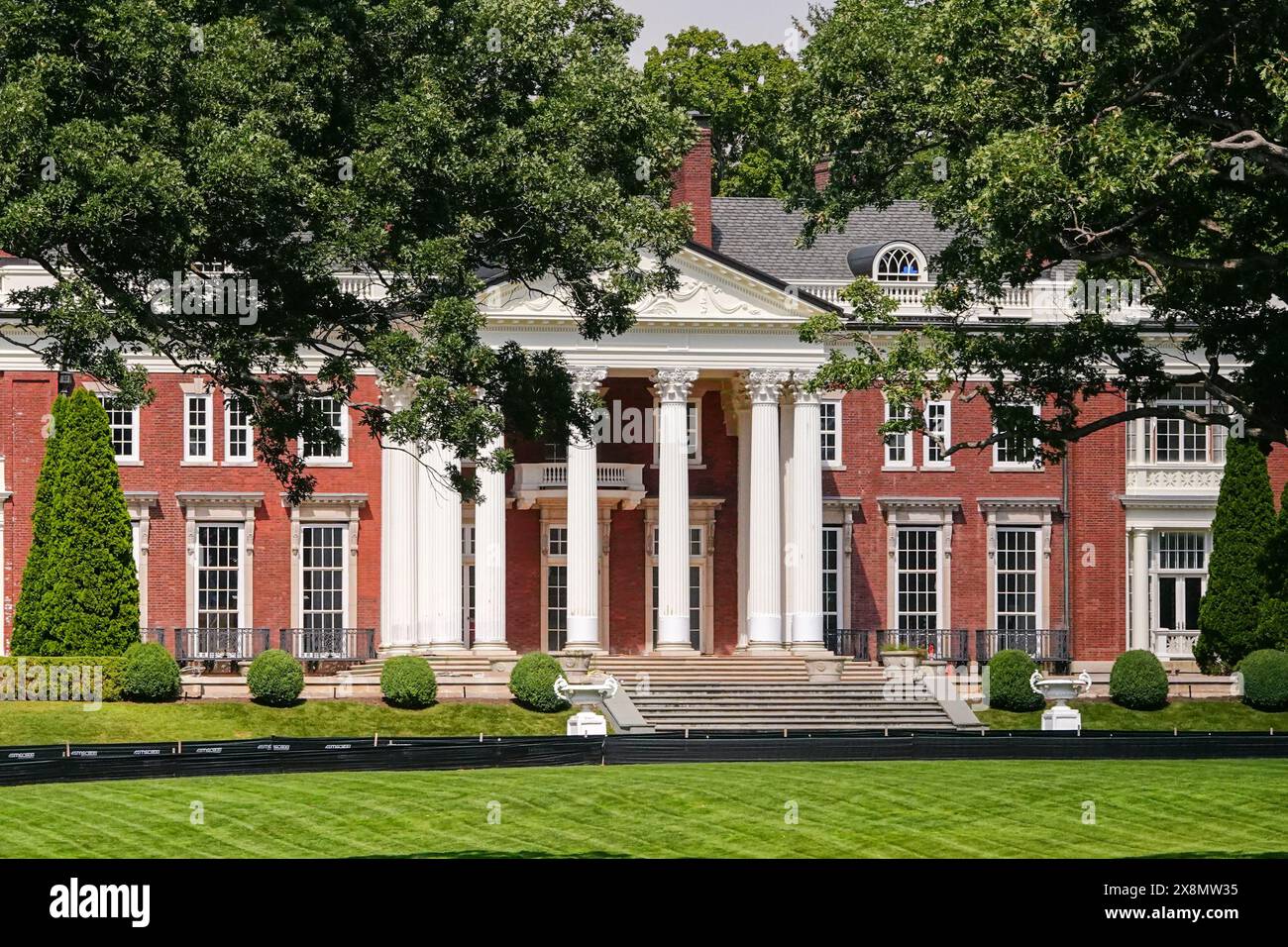 Driehaus estate hi-res stock photography and images - Alamy