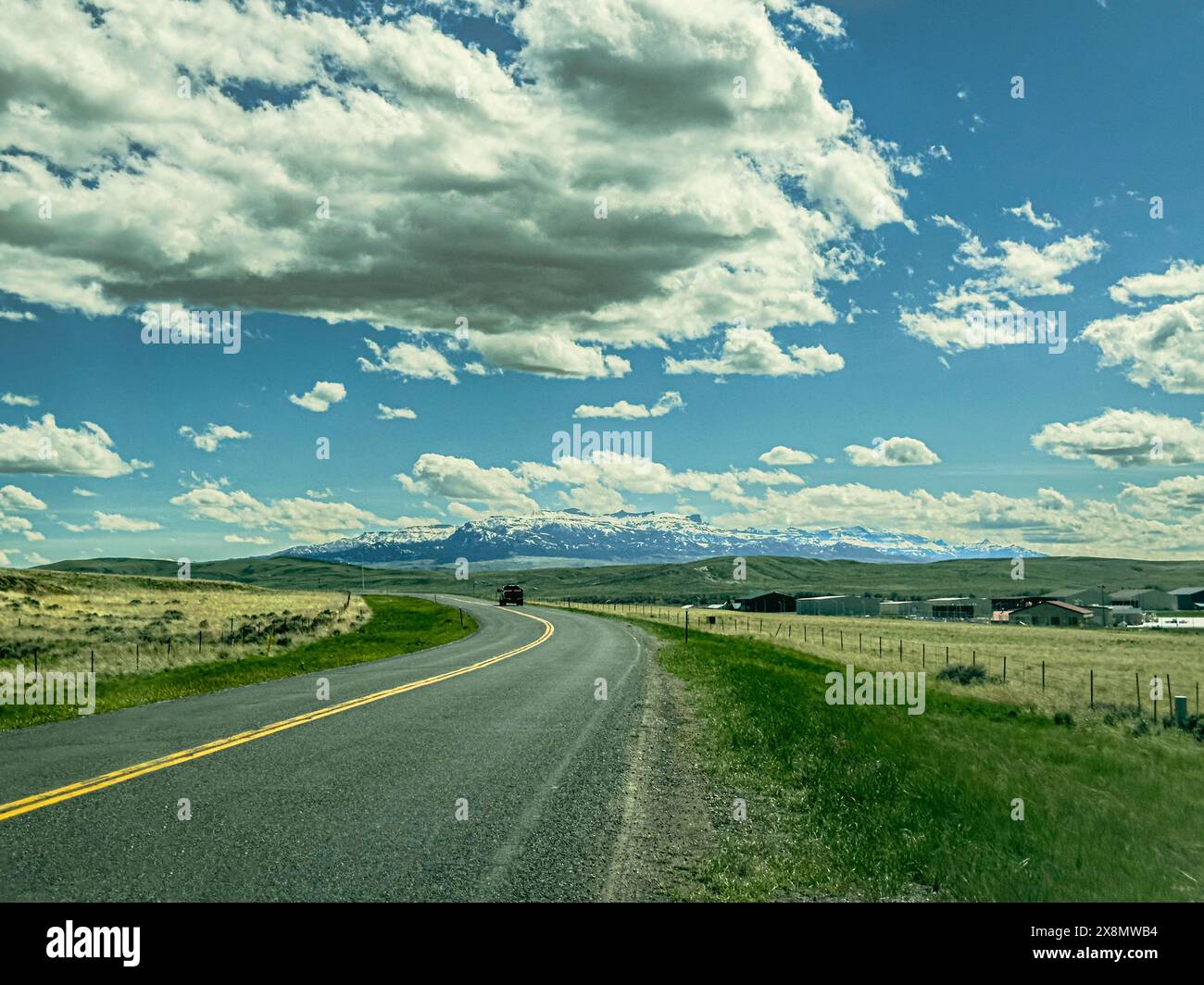 Absaroka mountain range hi-res stock photography and images - Alamy