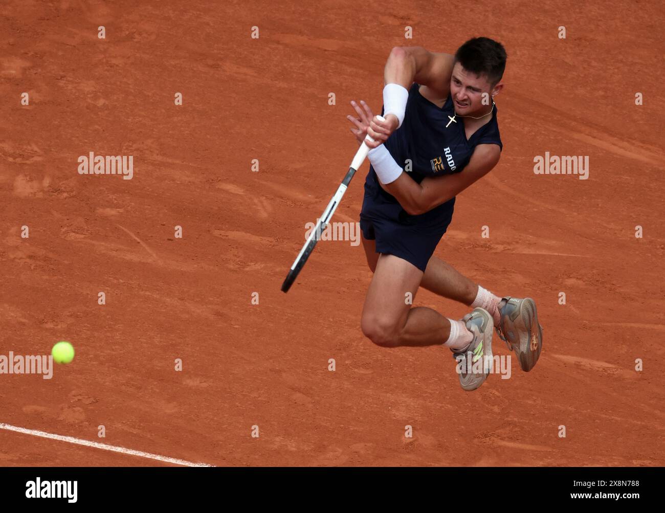 Paris, France. 26th May, 2024. J.J. Wolf of the US plays against Carlos ...