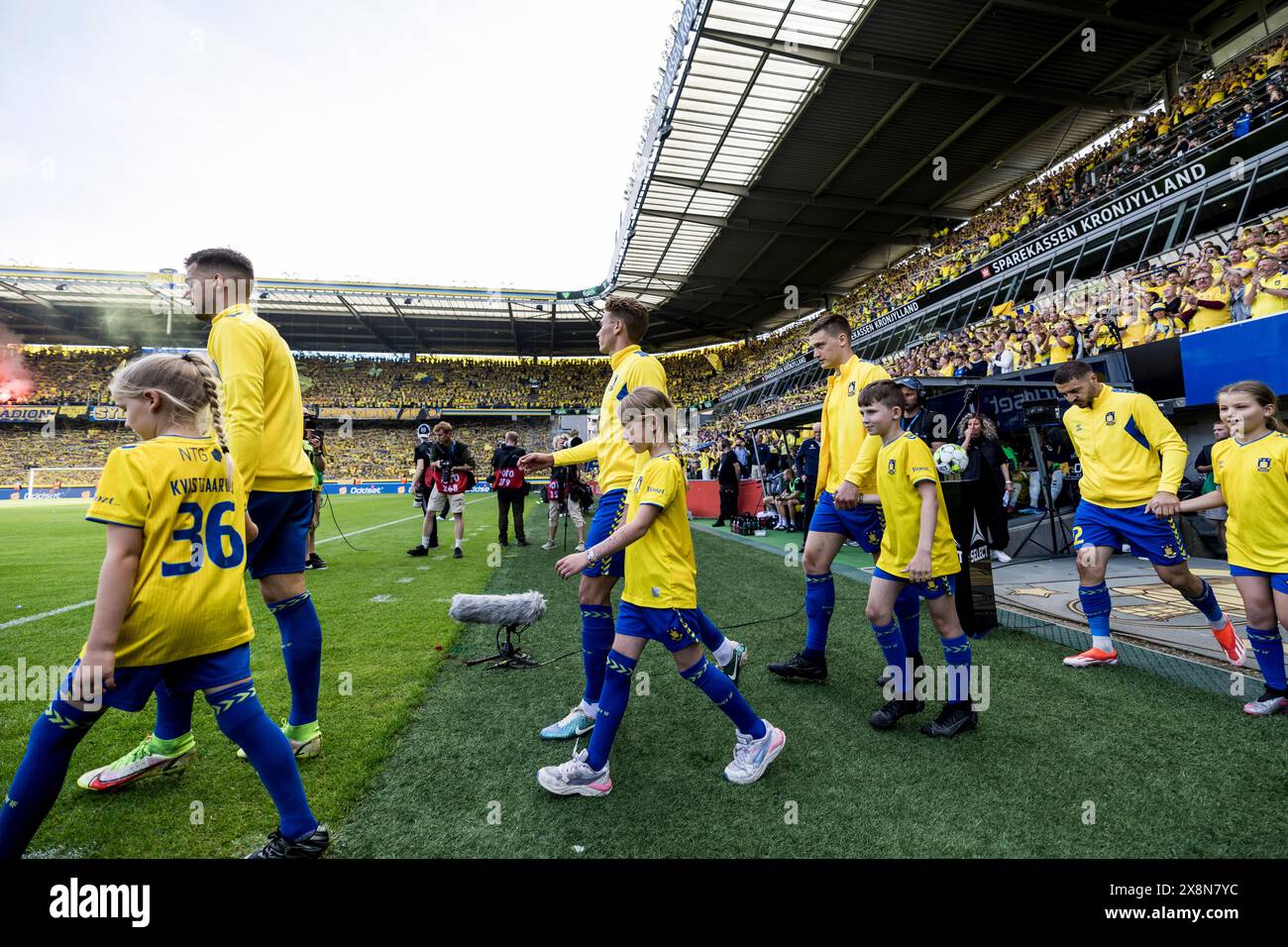 Brondby, Denmark. 26th May, 2024. The players of Broendby IF enter the ...