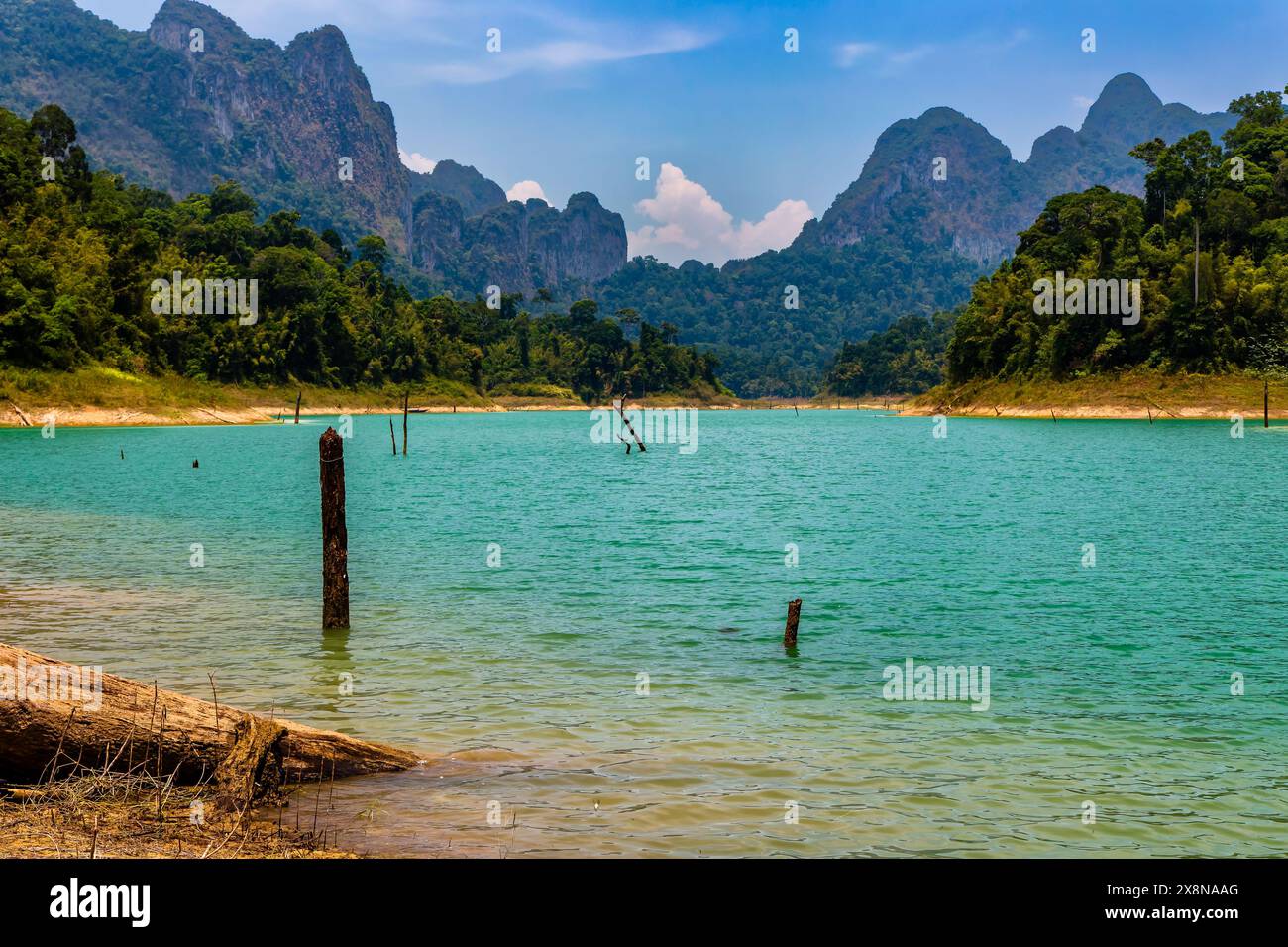Lake in thailand large cliffs hi-res stock photography and images - Alamy