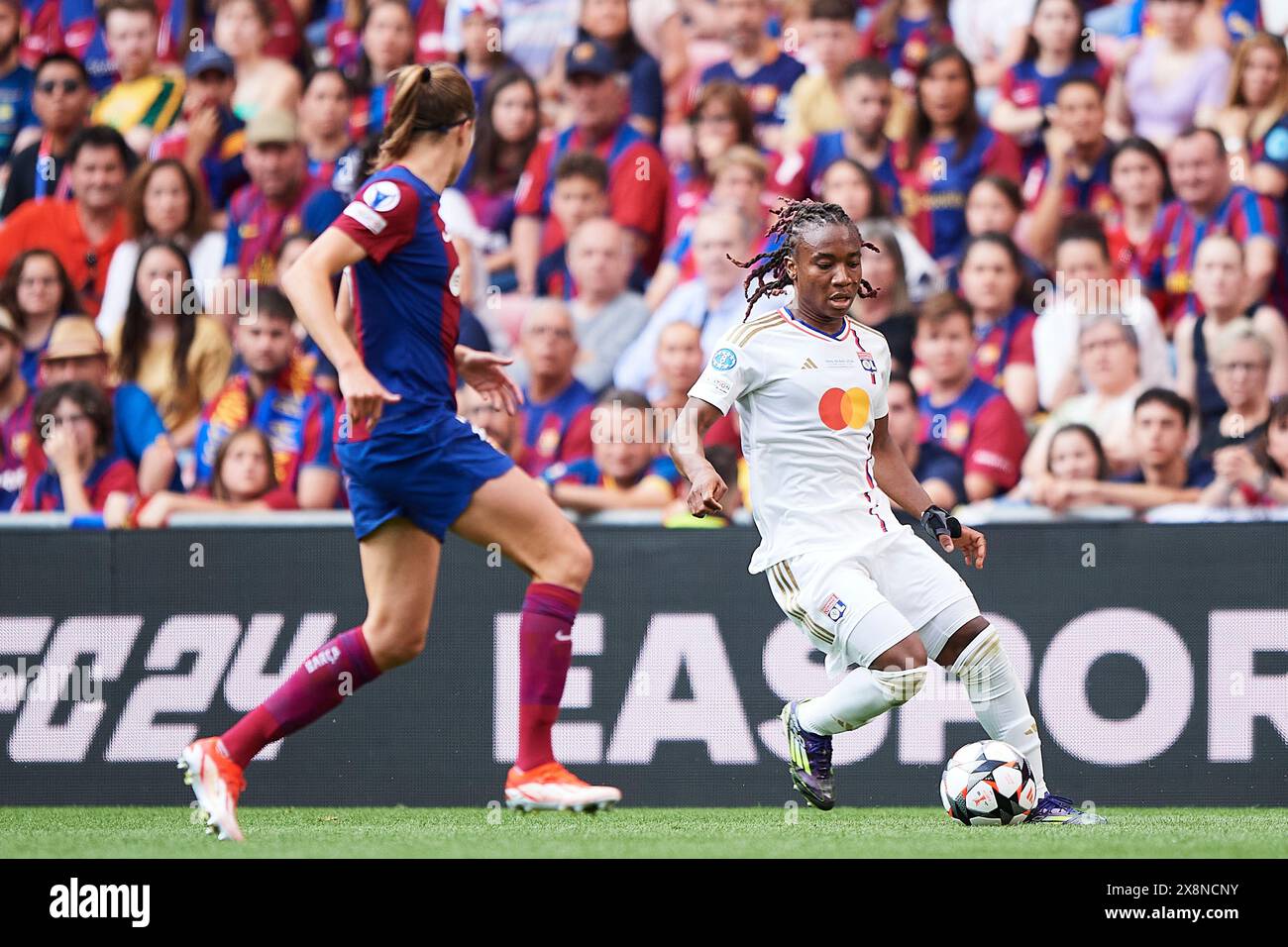 Melchie Dumornay of Olympique Lyonnais with the ball during the UEFA ...