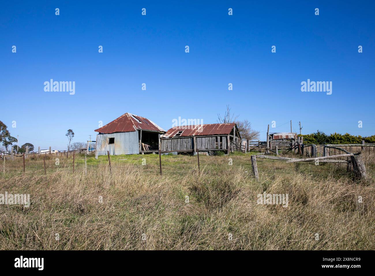 Australia farm ,rustic sheds and farm out buildings on an australian ...
