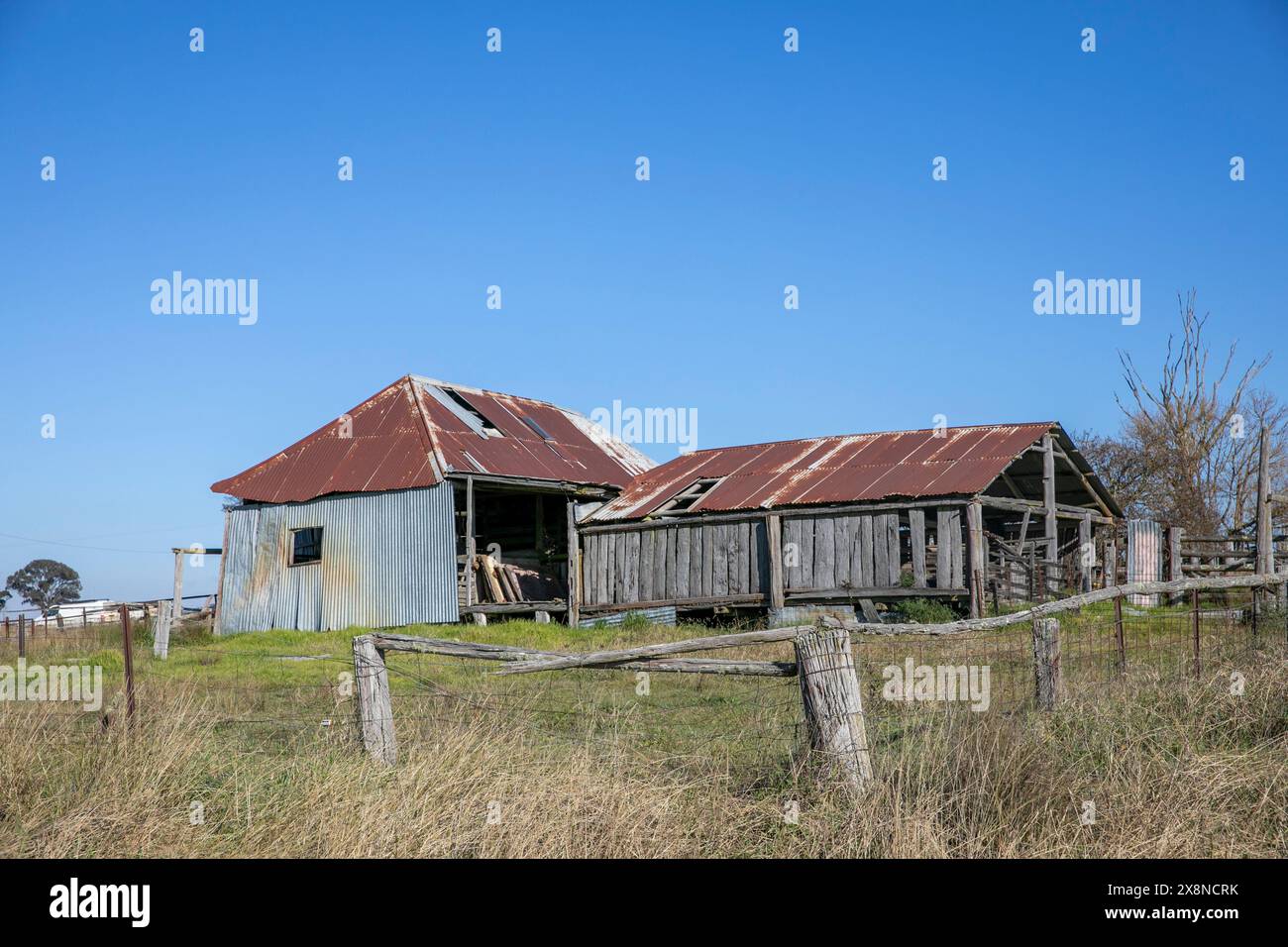 Australia farm ,rustic sheds and farm out buildings on an australian ...