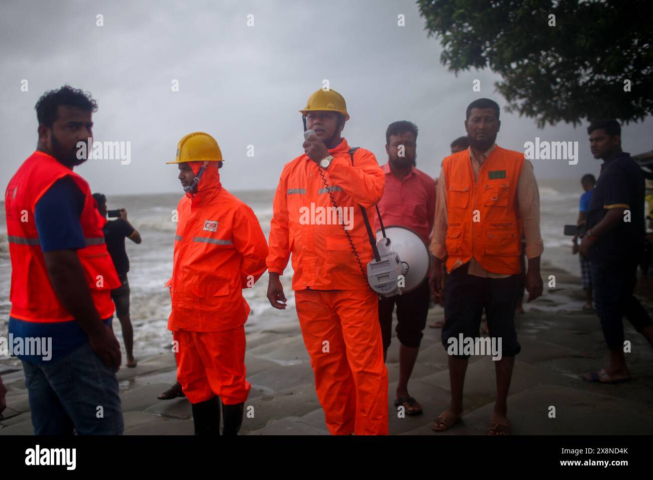 Dhaka, Dhaka, Bangladesh. 26th May, 2024. Volunteers of the Cyclone Preparedness Programm (CPP ...