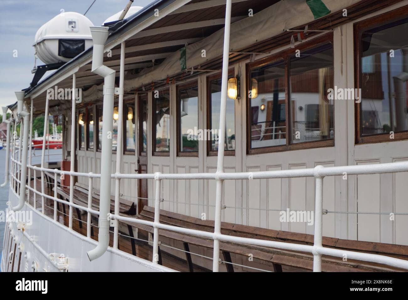 Side view of a ship Stock Photo - Alamy