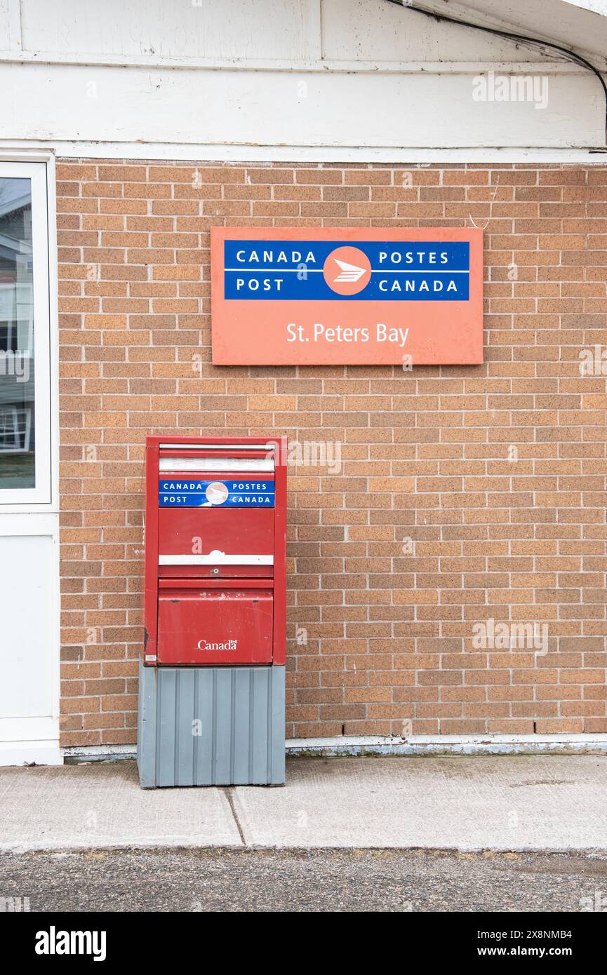 Post office sign in St. Peters Bay, Prince Edward Island, Canada Stock Photo - Alamy