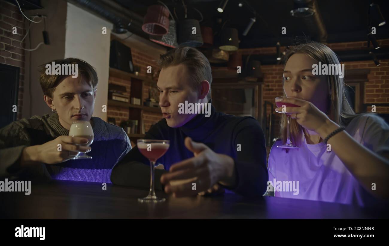 Bar counter barman people ordering hi-res stock photography and images ...