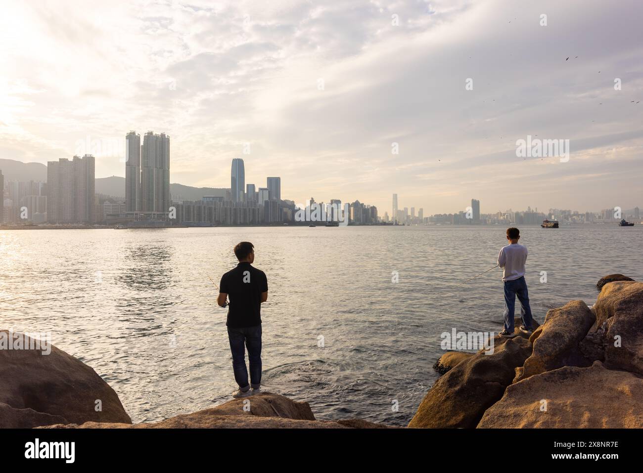 Lei yue mun coastal fishing hi-res stock photography and images - Alamy