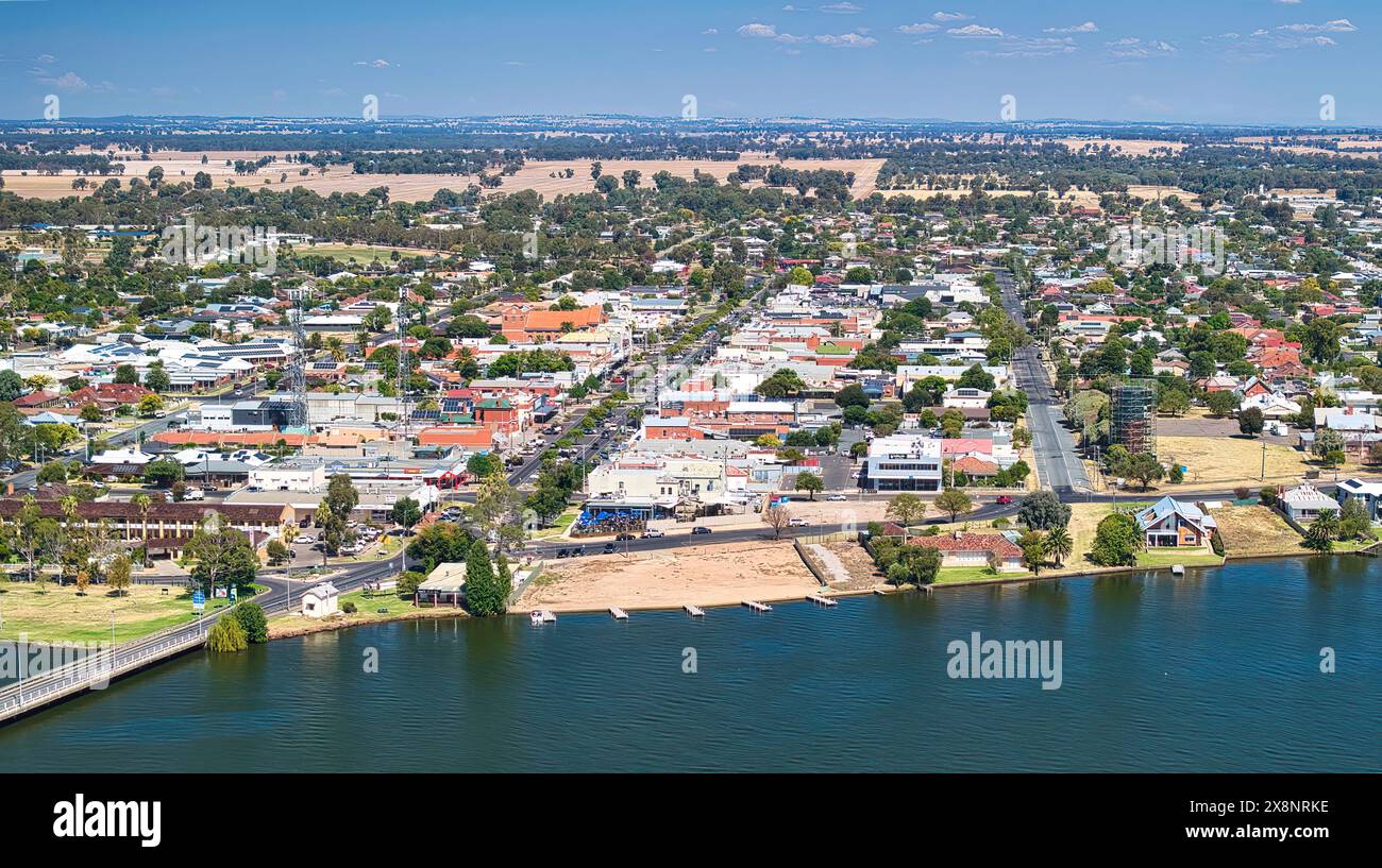 Yarrawonga bridge hi-res stock photography and images - Alamy
