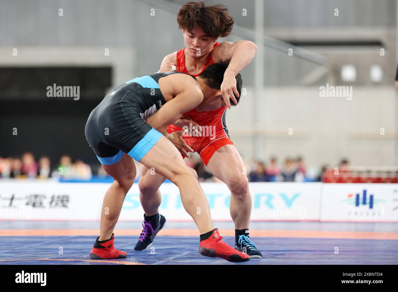 Tokyo, Japan. 26th May, 2024. (L to R) Godai Mitani, Ayata Suzuki Wrestling : Meiji Cup All ...