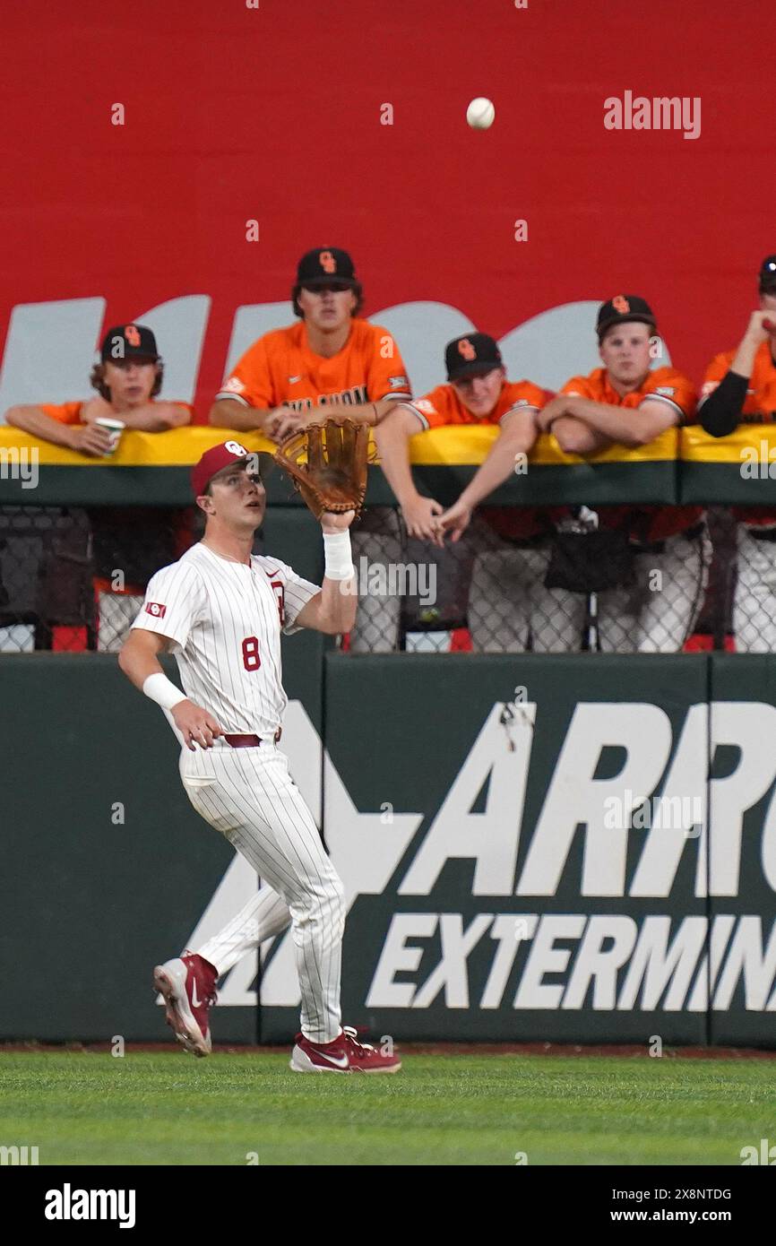 Arlington, United States. 25th May, 2024. Oklahoma's John Spikerman #8 ...