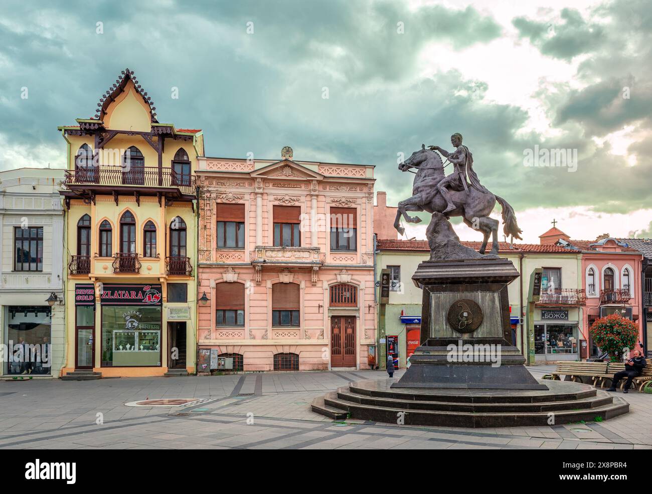 Magnolia building hi-res stock photography and images - Alamy