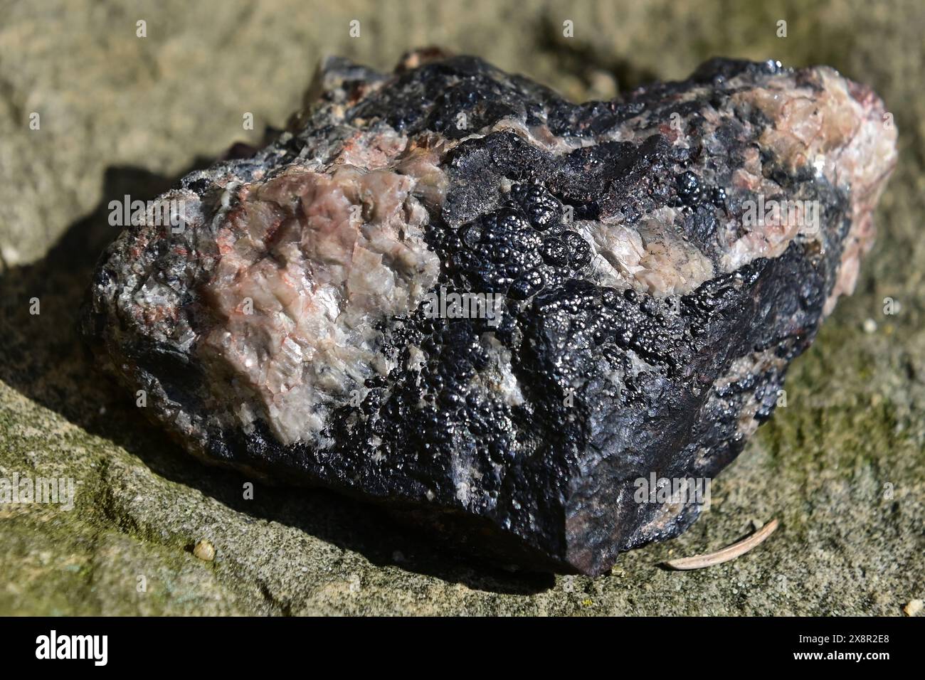 Pitchblende ore hi-res stock photography and images - Alamy