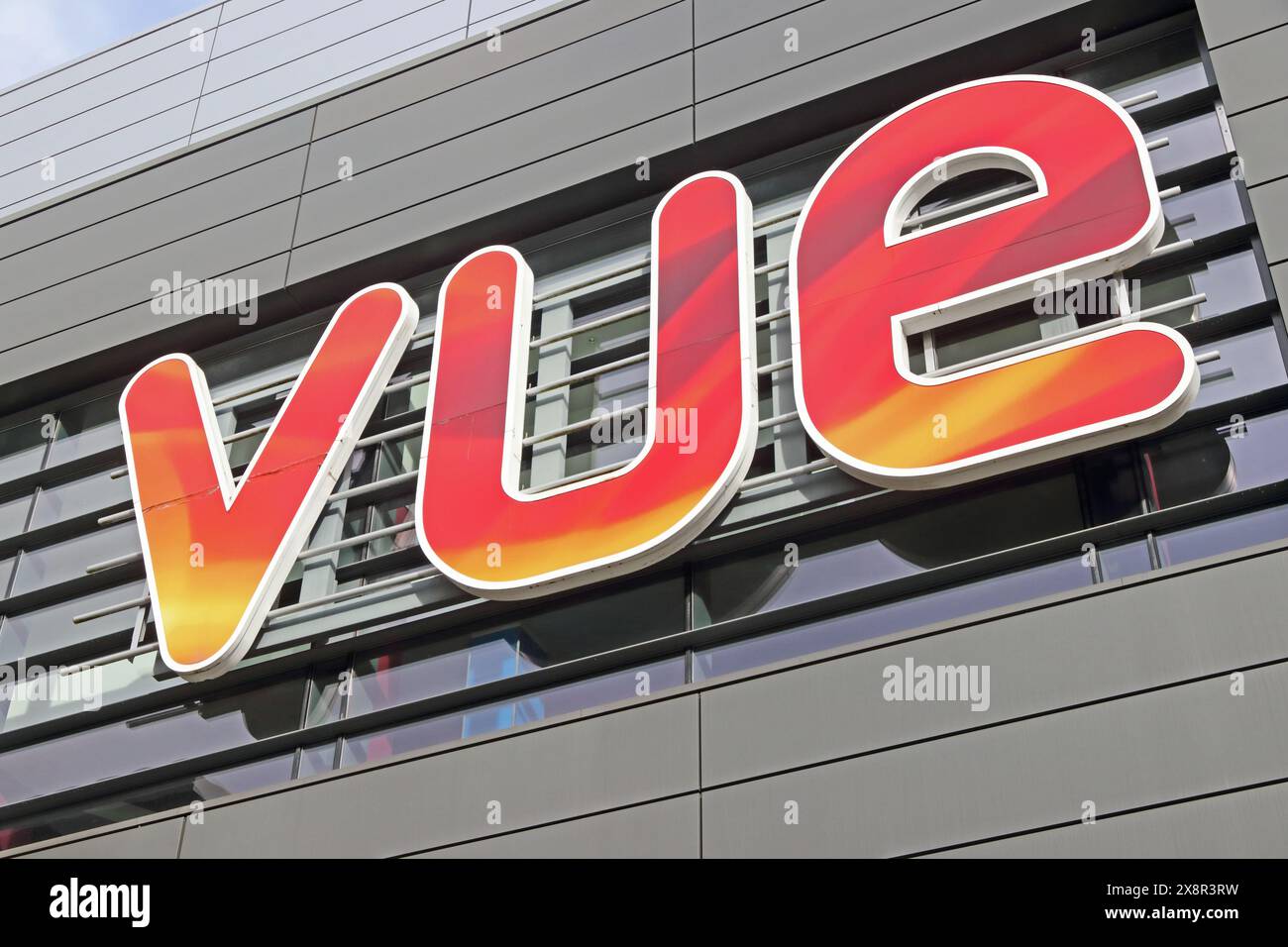 Vue cinema sign hi-res stock photography and images - Alamy