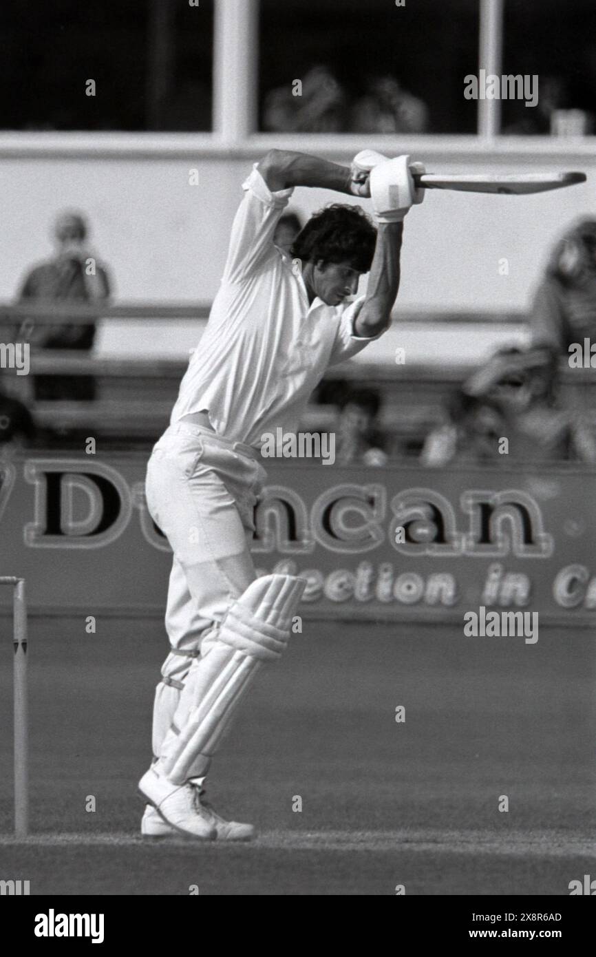 Richard Hadlee (NZ) batting, Worcs vs New Zealand Tour Match, New Road ...